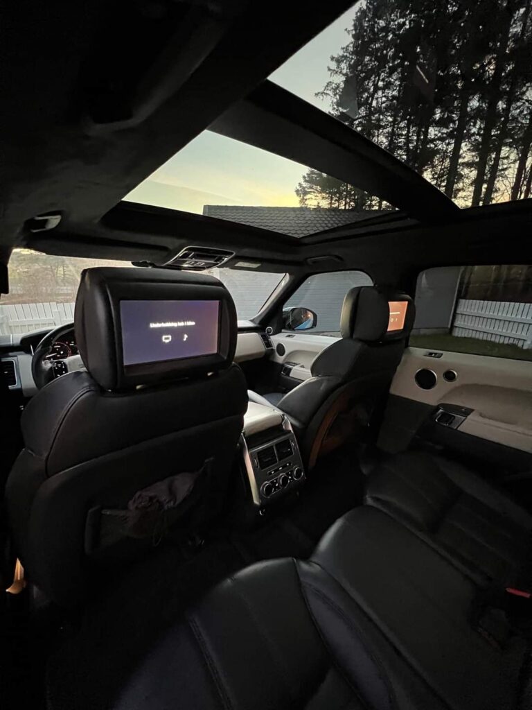 Range Rover Sport SVR - DEUTSCH AUTOCLASSE IMPORT
